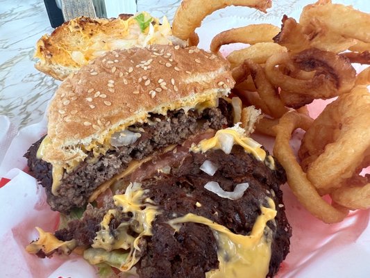 ROY’S SQUEEZE INN - 37 Photos & 85 Reviews - 1315 E Michigan Ave ...