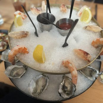 LEFT COAST SEAFOOD & MARKETPLACE - Updated July 2025 - 135 Photos & 142 ...