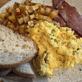 THE GREAT COMMONER - Updated August 2025 - 633 Photos & 333 Reviews ...