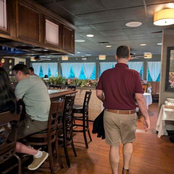 PRIME 82 - Updated January 2026 - 60 Photos & 132 Reviews - 181 W Town ...