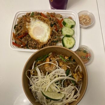 KITCHEN HUB FOOD HALL - Updated December 2025 - 40 Photos & 12 Reviews ...