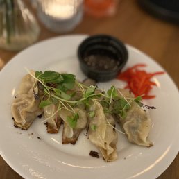 SAKU - Updated September 2025 - 473 Photos & 365 Reviews - 936 Park Ave ...