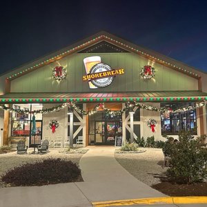 SHOREBREAK PIZZA & TAPHOUSE - Updated December 2025 - 649 Photos & 577 ...