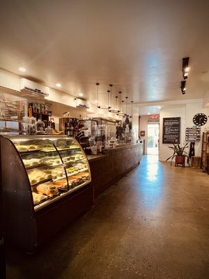 MUDDY PAW COFFEE EAGLE ROCK - Updated December 2025 - 365 Photos & 222 ...