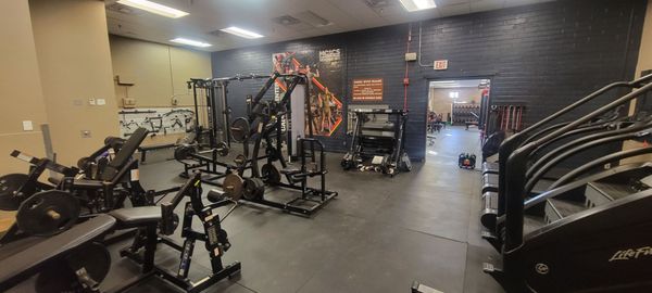 MCAS YUMA FITNESS CENTER - Updated November 2025 - 24 Photos - 545 ...