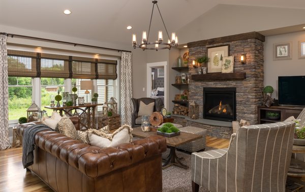 OLD BRICK FURNITURE & MATTRESS - Updated December 2025 - 11 Photos & 10 ...