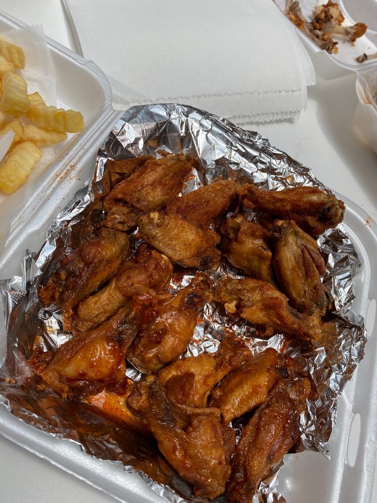 WINGNUTS - Updated March 2025 - 49 Photos & 149 Reviews - 768 Marietta ...