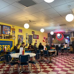 THE BURGER DIVE - Updated December 2025 - 411 Photos & 707 Reviews ...