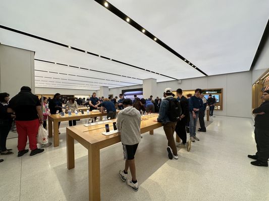 APPLE GALLERIA DALLAS - Updated December 2025 - 39 Photos & 98 Reviews ...