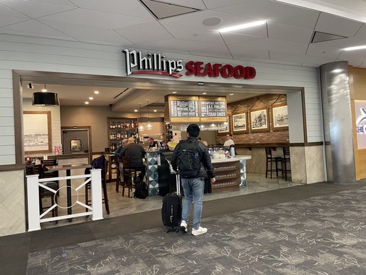 PHILLIPS SEAFOOD - Updated October 2025 - 32 Photos & 22 Reviews - 7050 ...