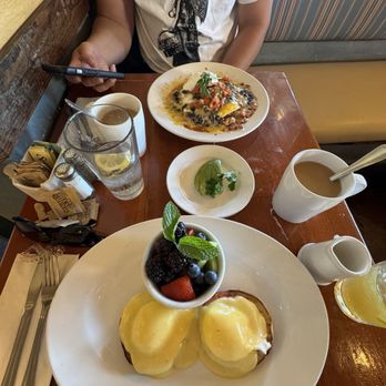 WAVE STREET CAFÉ - Updated November 2024 - 1313 Photos & 1090 Reviews ...