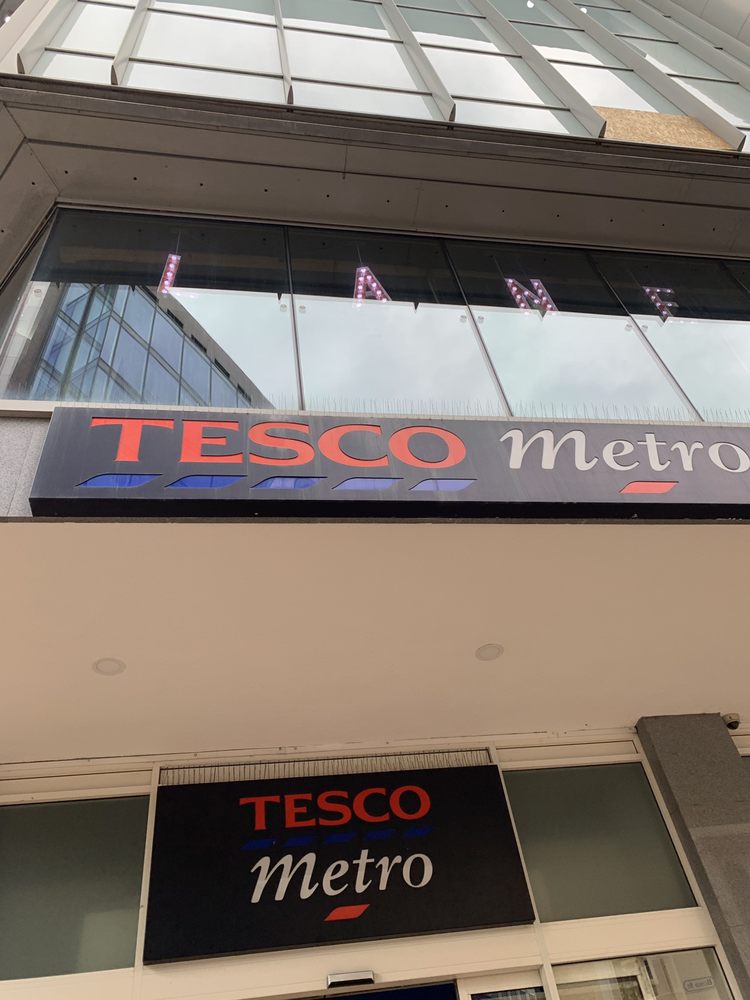 TESCO METRO - Updated July 2024 - Bond Street, Leeds, West Yorkshire ...