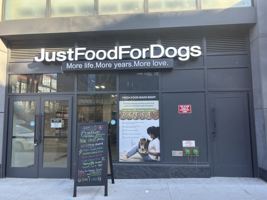 JUST FOOD FOR DOGS - Updated January 2026 - 14 Photos - 625 Driggs Ave ...