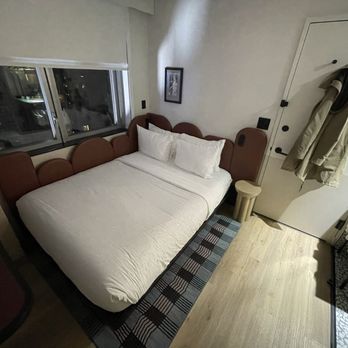 MOTTO BY HILTON NEW YORK CITY TIMES SQUARE - Updated May 2025 - 207 ...