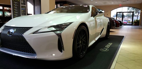 LEXUS OF TAMPA BAY - 72 Photos & 235 Reviews - 5852 N Dale Mabry ...