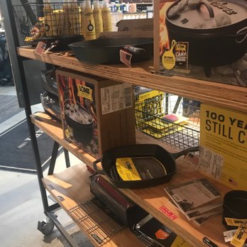 REI - Updated November 2025 - 95 Photos & 101 Reviews - 500 E Northern ...