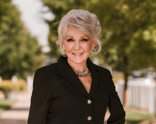 SMILE DAILEY DENTAL - Updated January 2026 - 20 Photos - 17200 Chenal ...