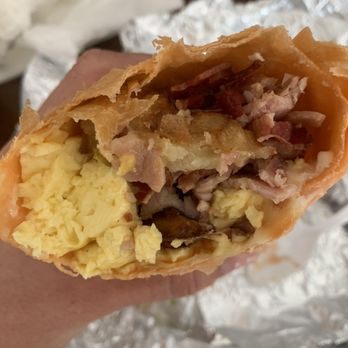 FRESH TWISTED CAFE - Updated January 2026 - 221 Photos & 620 Reviews ...