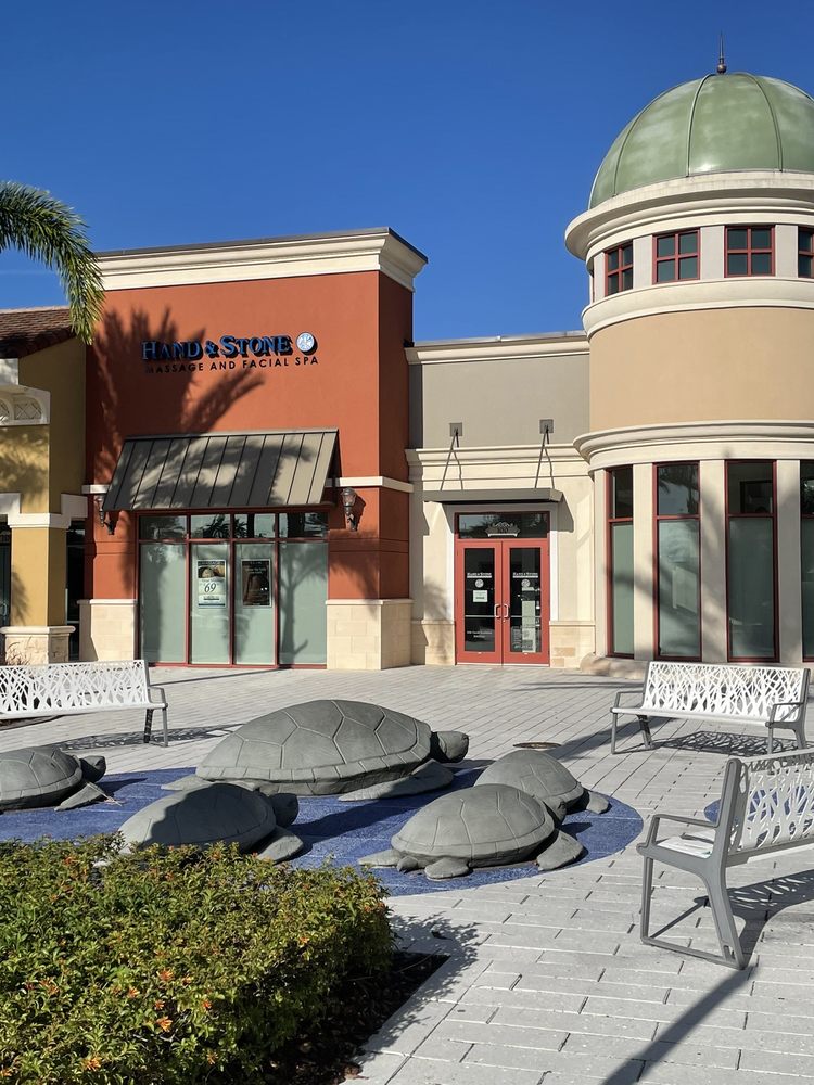 HAND & STONE MASSAGE AND FACIAL SPA - Updated January 2025 - 37 Photos ...
