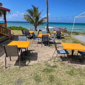 SPRATNET BEACH BAR & GRILL - Updated October 2025 - 48 Photos & 22 ...