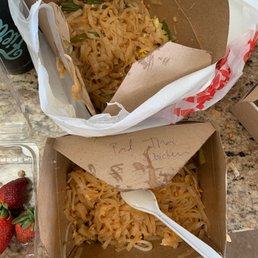 THAI 208 RESTAURANT - Updated July 2025 - 31 Photos & 30 Reviews - 645 ...