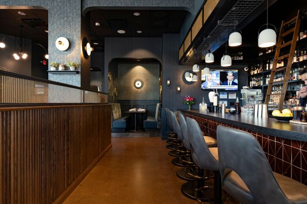 ENTOURAGE - Updated November 2025 - 216 Photos & 89 Reviews - 5101 Main ...