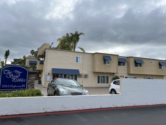 SAND PEBBLES RESORT - Updated December 2025 - 48 Photos & 22 Reviews ...