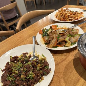 HU’S COOKING - Updated September 2024 - 1460 Photos & 917 Reviews ...