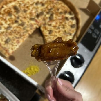 GOODFELLAS PIZZA & WINGS - Updated December 2025 - 115 Photos & 102 ...