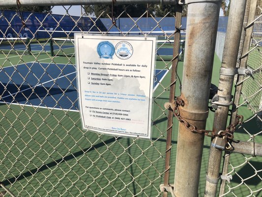 FOUNTAIN VALLEY RECREATION CENTER - 15 Photos - 16400 Brookhurst St ...