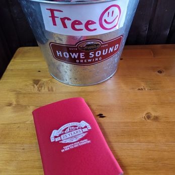 HOWE SOUND INN & BREWING CO. - Updated December 2025 - 287 Photos & 237 ...