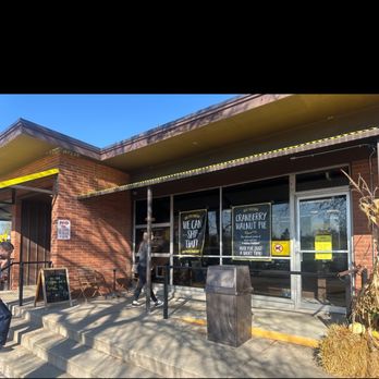 CRUST - Updated December 2024 - 498 Photos & 331 Reviews - 104 W ...