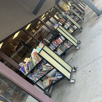 BOOKMAN - Updated January 2026 - 207 Photos & 305 Real Reviews - 320 E ...