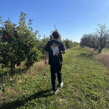 STUCKEY FARM ORCHARD AND CIDER MILL - Updated September 2025 - 195 ...