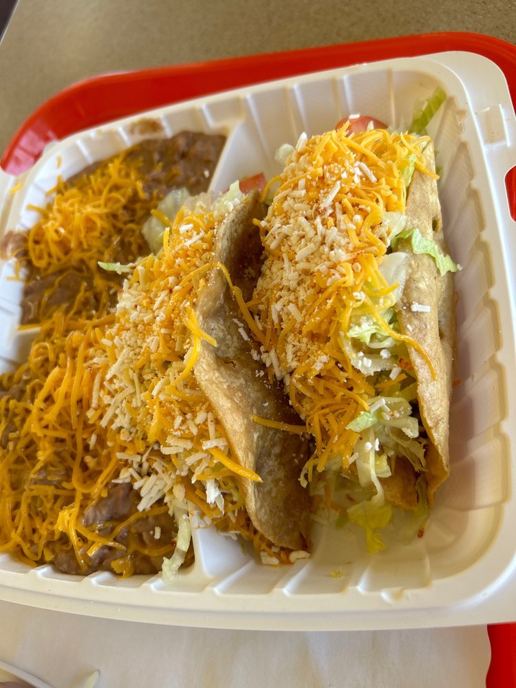 ROBERTOS MEXICAN FOOD - Updated May 2025 - 74 Photos & 141 Reviews ...