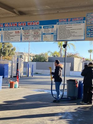 CRYSTAL CLEAN CAR WASH - 130 Photos & 145 Reviews - 1158 Palm Ave ...
