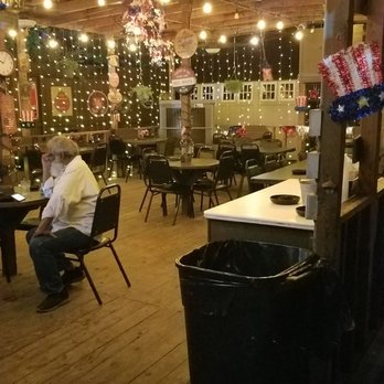 HUNTER’S PUB - Updated September 2024 - 35 Photos & 42 Reviews - 10549 ...