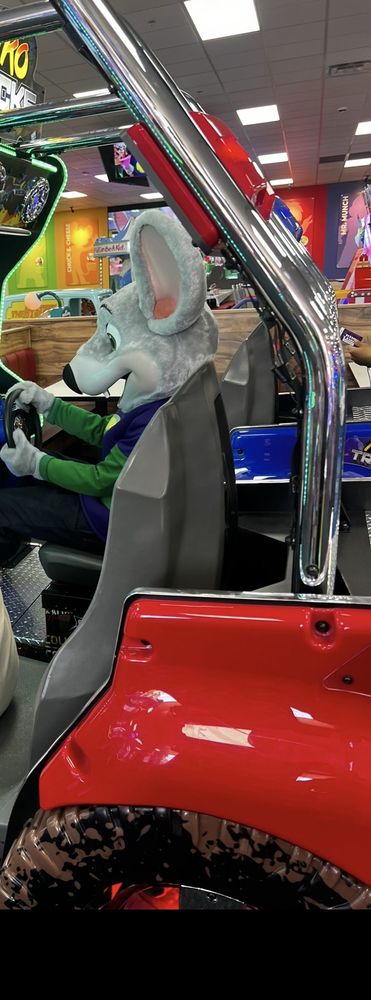 CHUCK E. CHEESE - Updated January 2025 - 27 Reviews - 13400 Whittier ...