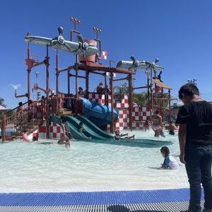 DROPZONE WATERPARK - 98 Photos & 197 Reviews - 2165 Trumble Rd, Perris ...