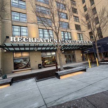 REI - Updated December 2025 - 28 Photos & 150 Reviews - 401 Park Dr ...