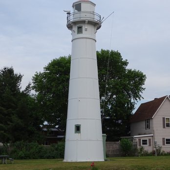 MUNISING FRONT RANGE LIGHTHOUSE - Updated May 2024 - 10 Photos - 604 W ...