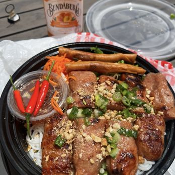 SUMMER ROLLS - TEMPLE CITY - Updated June 2024 - 2943 Photos & 1233 ...