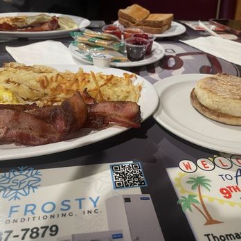 LOU’S DINER - Updated February 2025 - 1539 Photos & 1423 Reviews - 431 ...