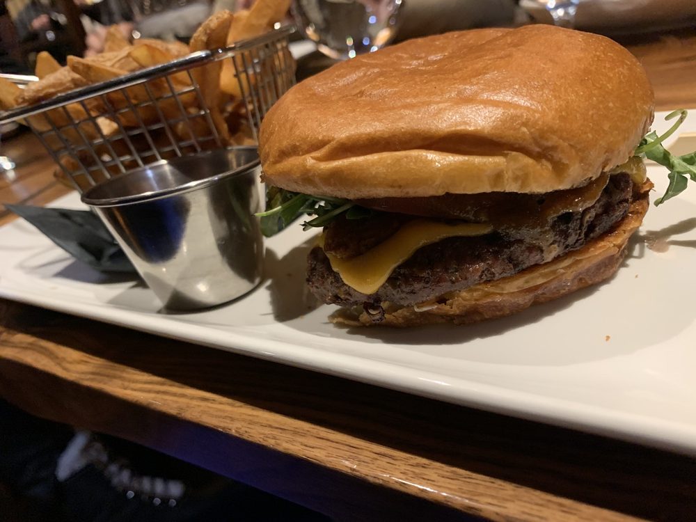 MANTLES RESTAURANT & LOUNGE - Updated July 2024 - 14 Photos & 29 ...