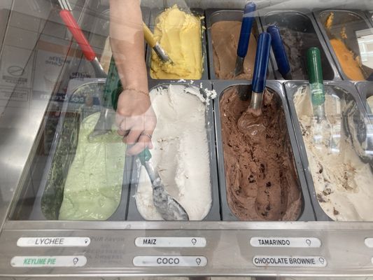 REX CREAM - Updated January 2026 - 30 Photos & 41 Reviews - Calle ...