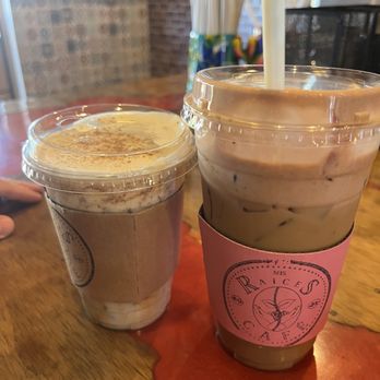 MIS RAICES CAFÉ - Updated December 2024 - 95 Photos & 70 Reviews - 1325 ...