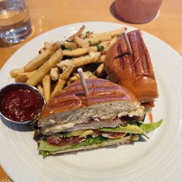 PINSTRIPES - 580 Photos & 543 Reviews - 7 Oakbrook Ctr, Oak Brook ...