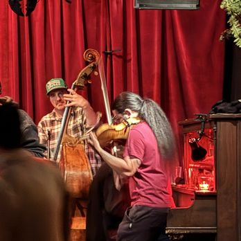 THE CAMERON HOUSE - Updated January 2026 - 49 Photos & 47 Reviews - 408 ...