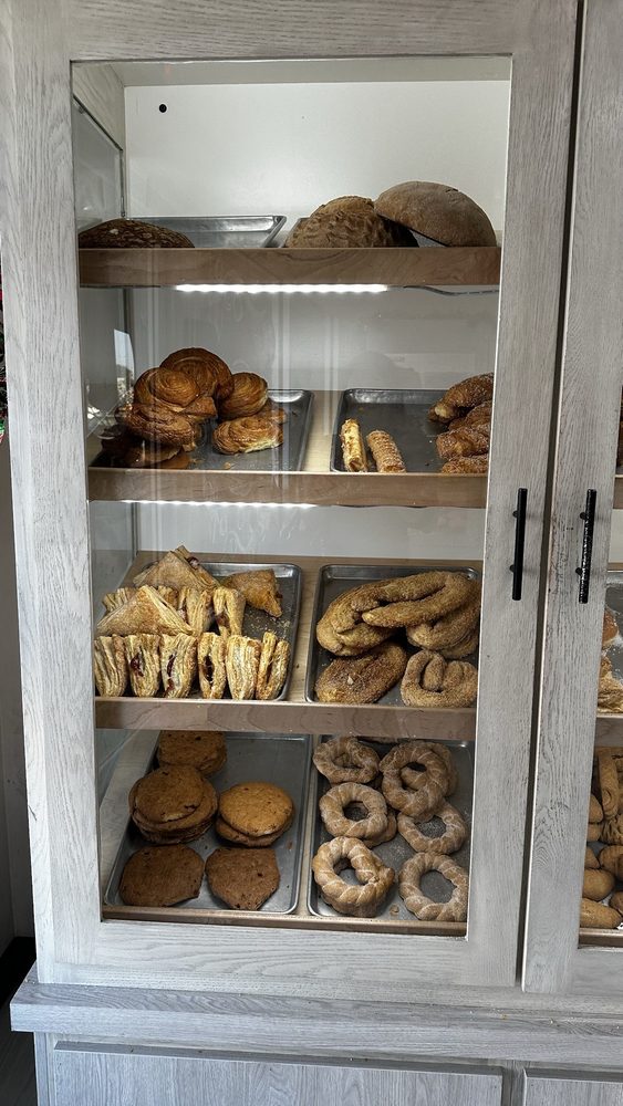 CHELA’S BAKERY - Updated December 2025 - 40 Photos & 81 Reviews - 4022 ...