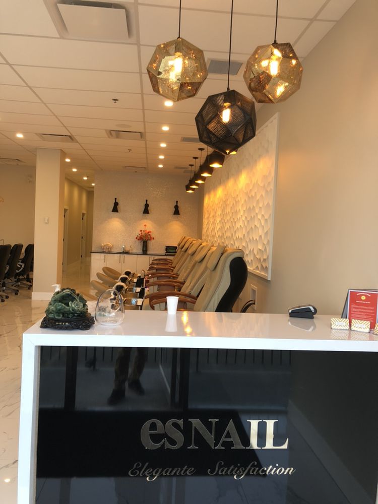 ESNAIL - 23 Photos & 11 Reviews - Nail Salons - 4625 Macleod Trail SW, Calgary, AB - Phone ...